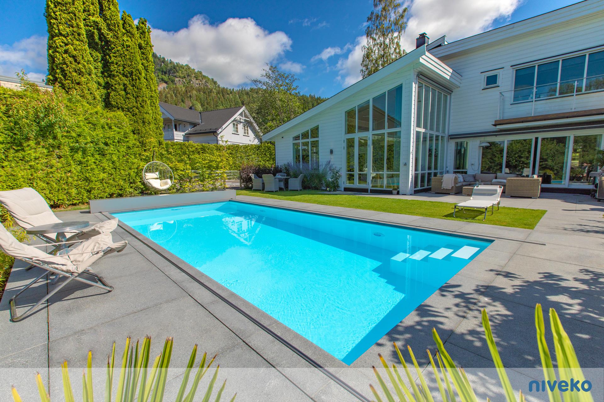 NIVEKO Schwimmbecken / Pools